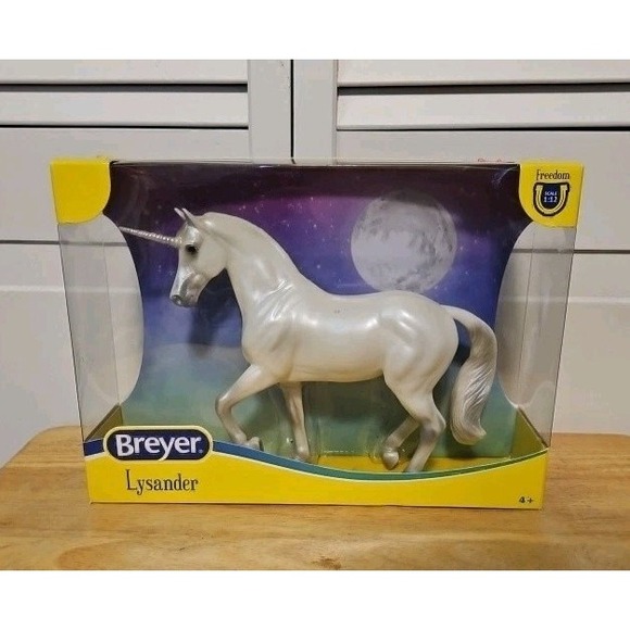 Breyer | Small Pets | New Classic Breyer Horse 6268 Lysander Pearl ...